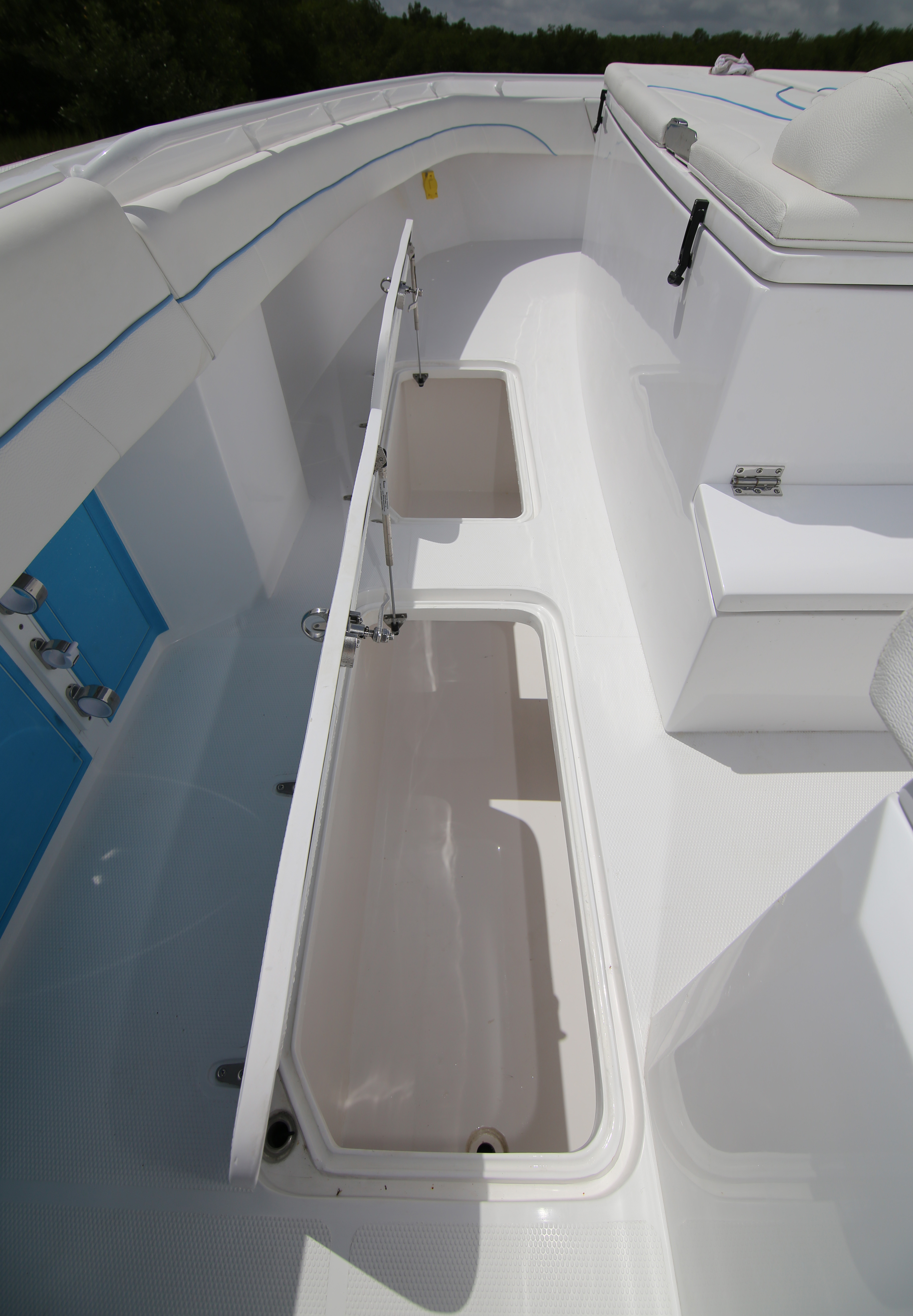 Boat Review - Renaissance Prowler 42 - Florida Sportsman