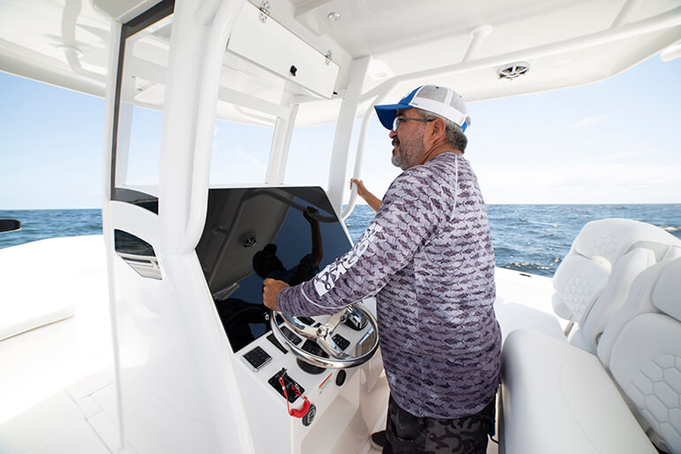 Stamas 31T Aventura Review - Florida Sportsman